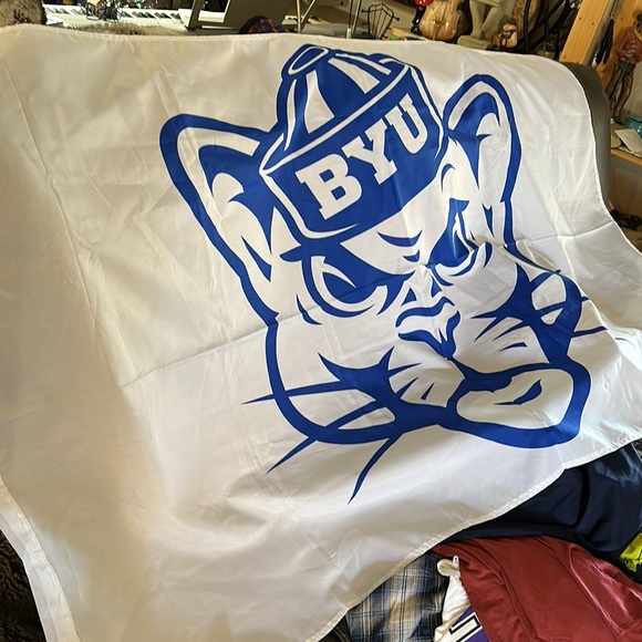 Good Stuff | Bedding | Nwot Byu Flag | Poshmark